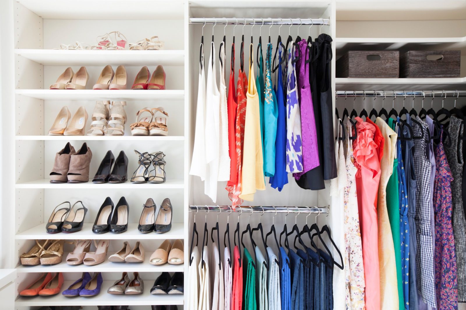 Tips prácticos para tener un closet ordenado - Ciclón